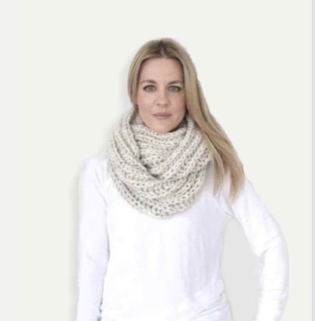 Knitting Pattern | Chunky Knit Ribbed Brioche Infinity Scarf | THE ...