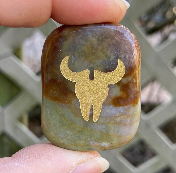 Pick Your Favorite Buffalo Totem Stone Spirit Animal Crystal Healing ...