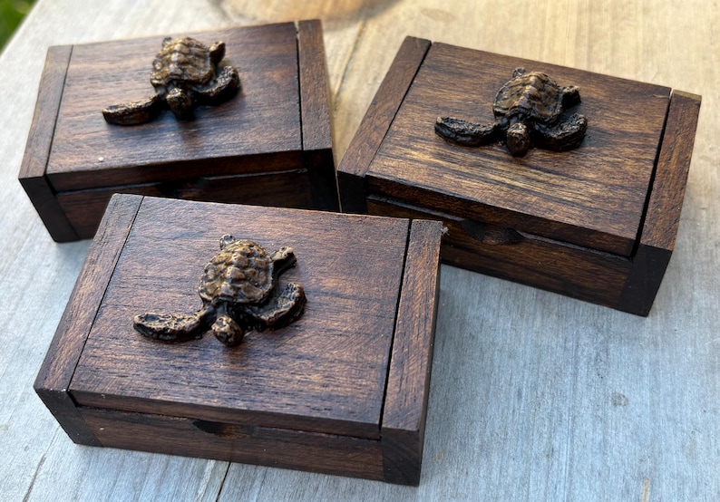 Small Imperfect Wooden Turtle Box - Etsy
