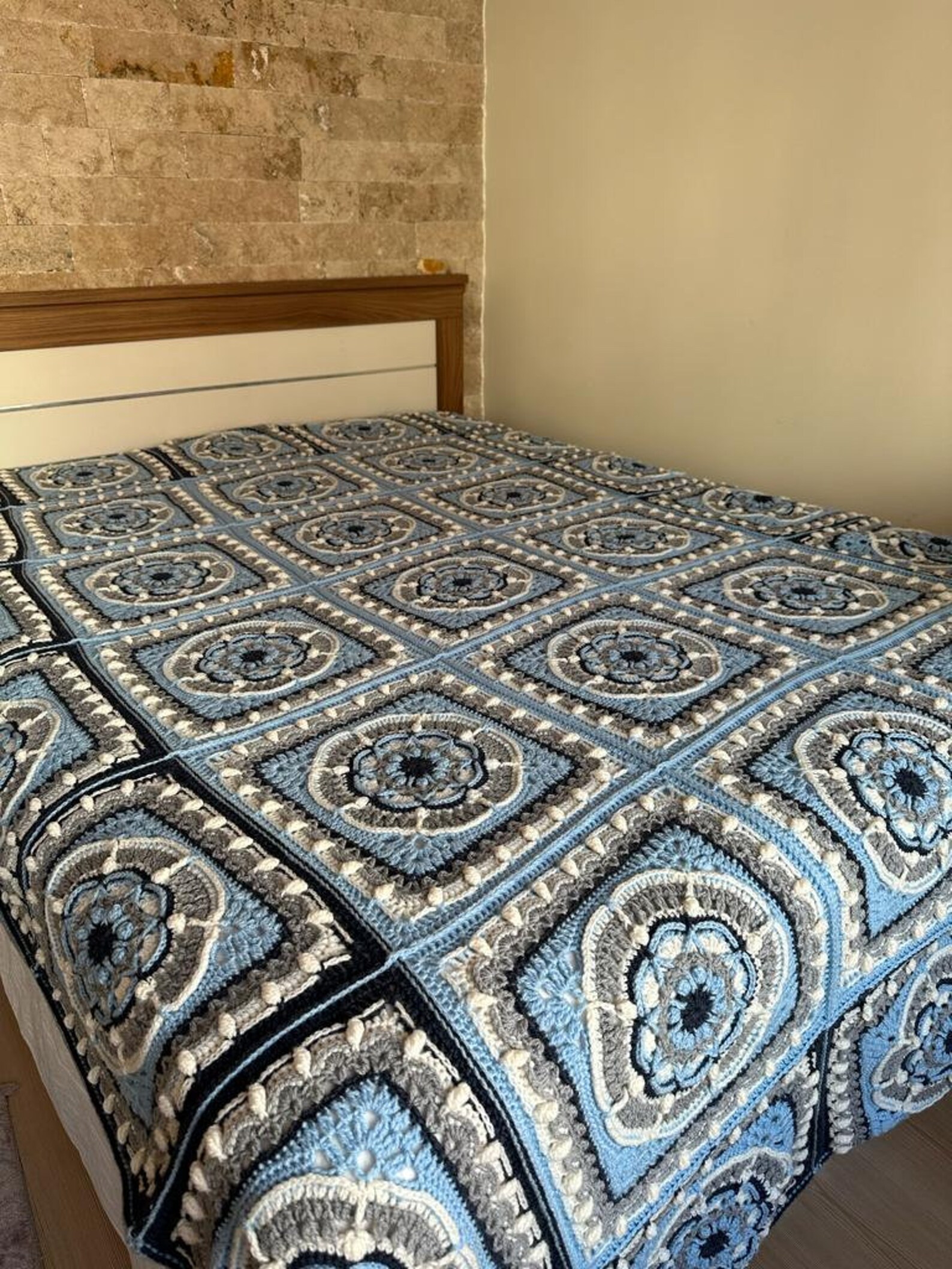 King Size Afghans Blanket, Granny Square Crochet, Luxurious Soft Cosy ...