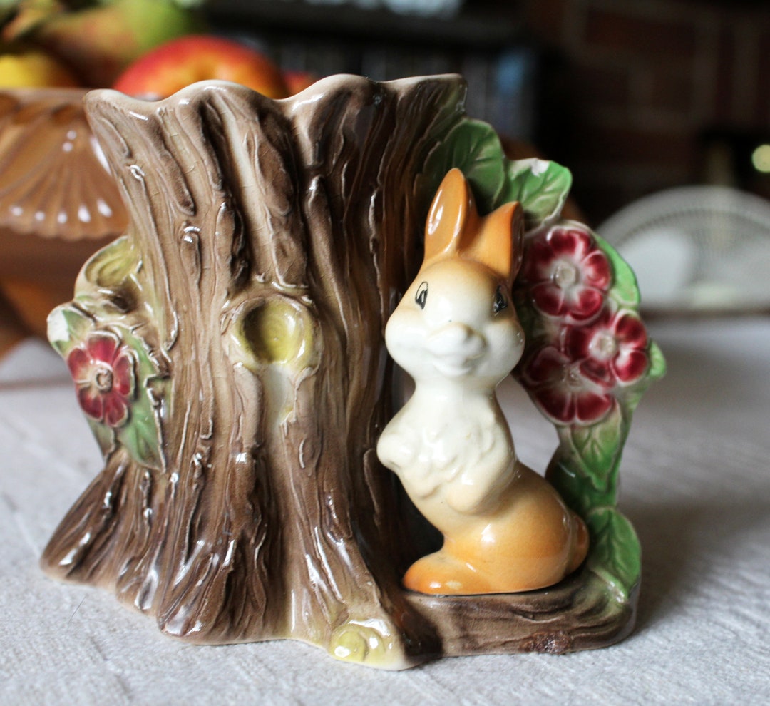 Hornsea Fauna Royal Small Bud Vase. Bunny Rabbit, Posy Vase, Tree and ...