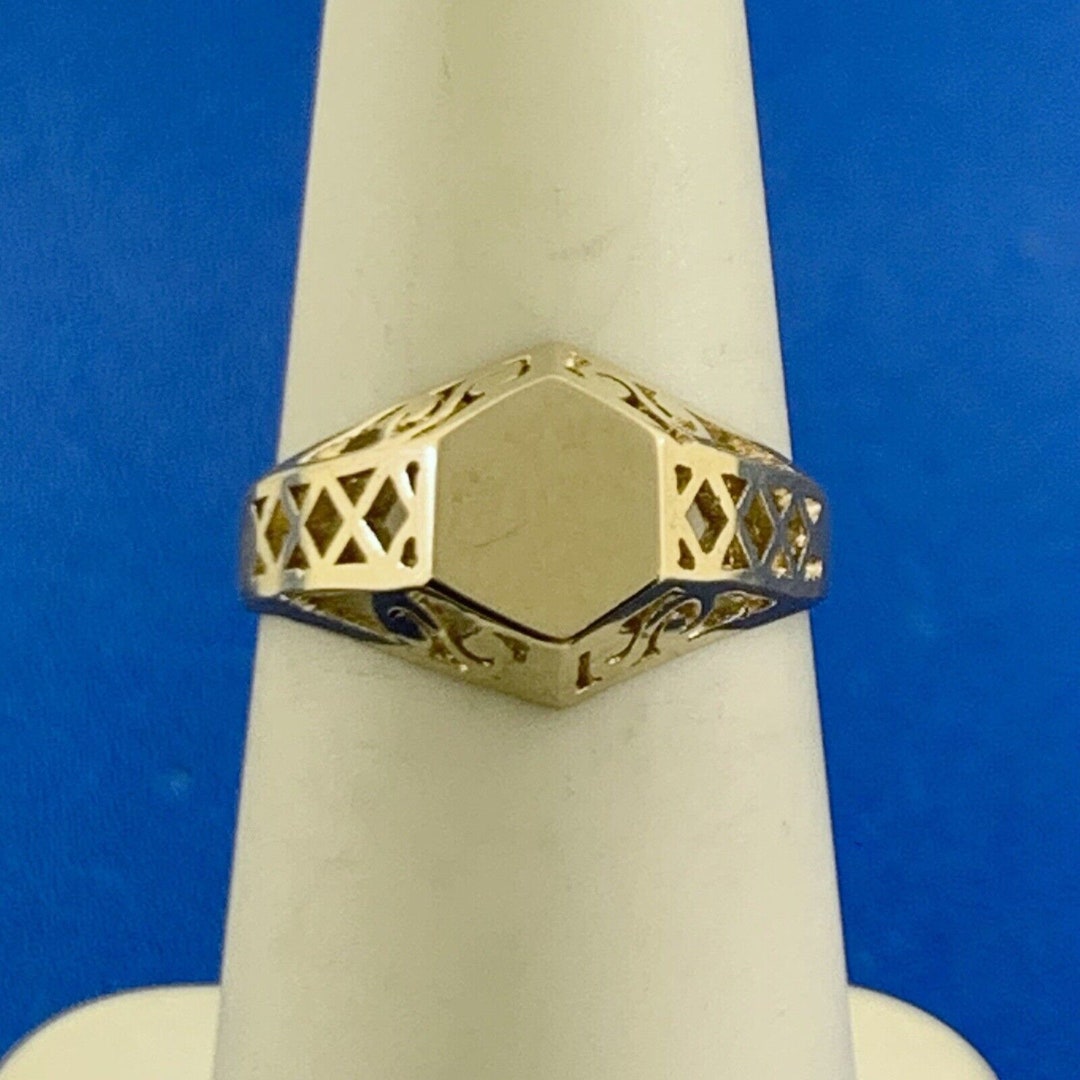 Engravable Hexagon Top 14KP Yellow Gold Filigree Detail Size 6.25 Ring ...