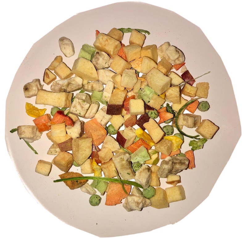 Freeze Dried Parrot Food, Bird Chop, Raw, Seasonal Vegetables, Fruit ...