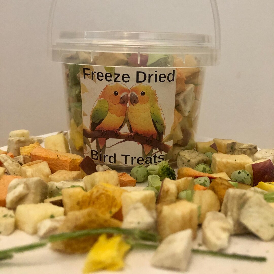 Freeze Dried Bird Food: Parrot Chop, Fruit & Veggie Treats (1.5oz) - Etsy