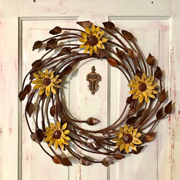 Metal Wreath - Etsy