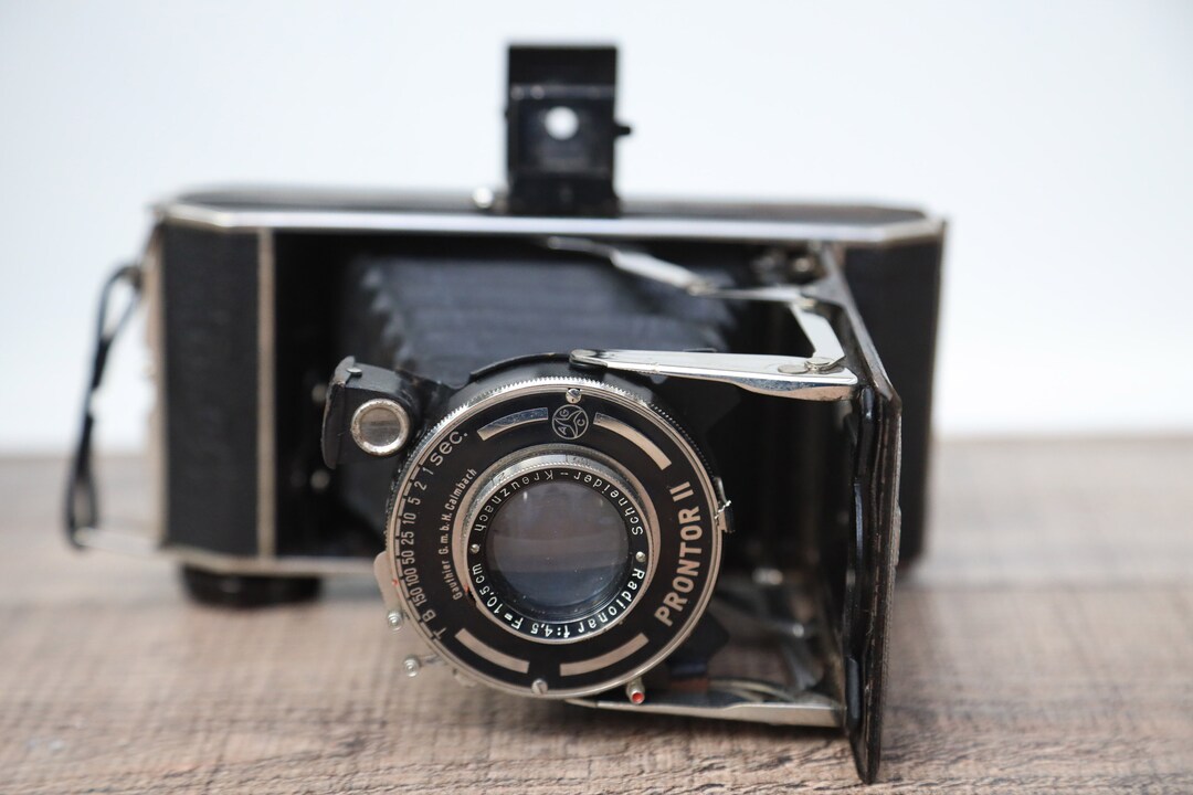 Vintage Beier Voran German Film Camera, Brown Leather Case, Fully ...