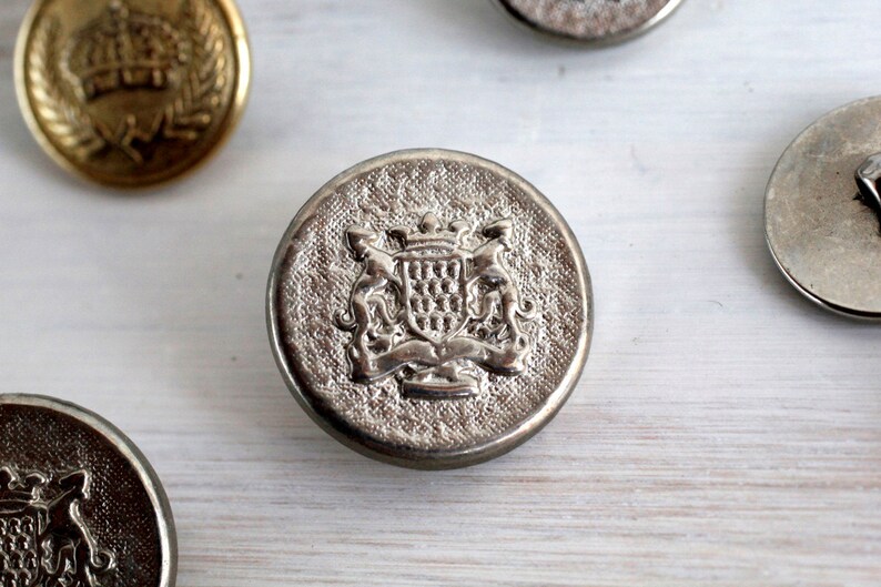 Vintage Set of 9 Small Buttons Pin Colorful Collection Rare - Etsy