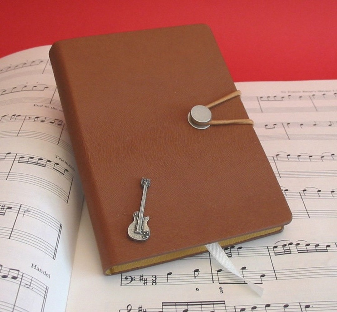 Electric Guitar Design A6 Tan Notebook - Guitar Journal - Rock Band ...