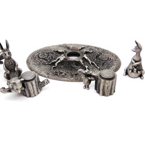 Winnie-the-pooh Pewter Thimble Diorama - Winnie-the-pooh Gift - Pooh ...