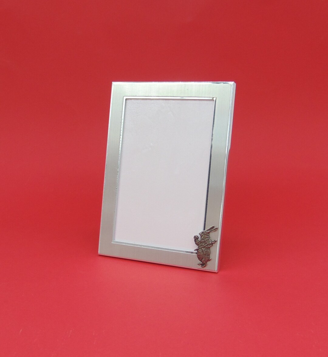 White Rabbit Design Picture Frame - 6" X 4" Portrait or 4" X 6 ...