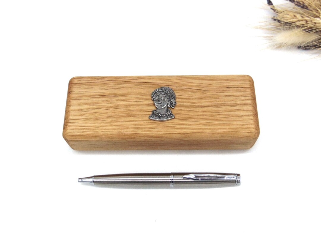 Jane Austen Design Oak Wooden Pen Box & Pen Set - Jane Austen Gift ...
