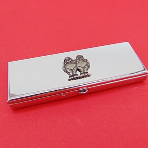 Tweedle Dee and Tweedle Dum Design Seven Day Chrome Pill Box - Alice in ...