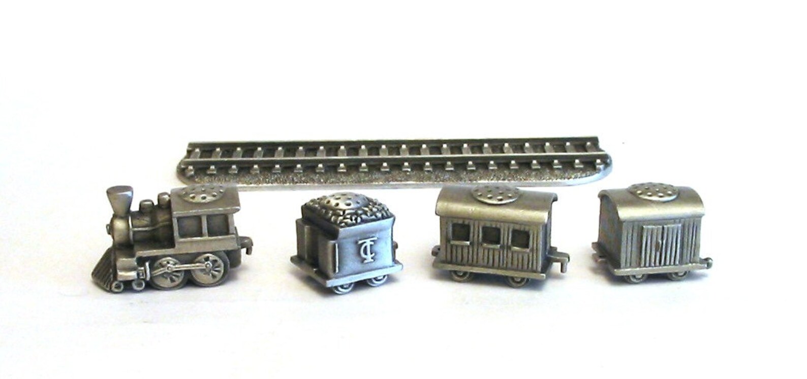The Thimble Train Set Four Pewter Collectible Thimbles Train - Etsy Canada