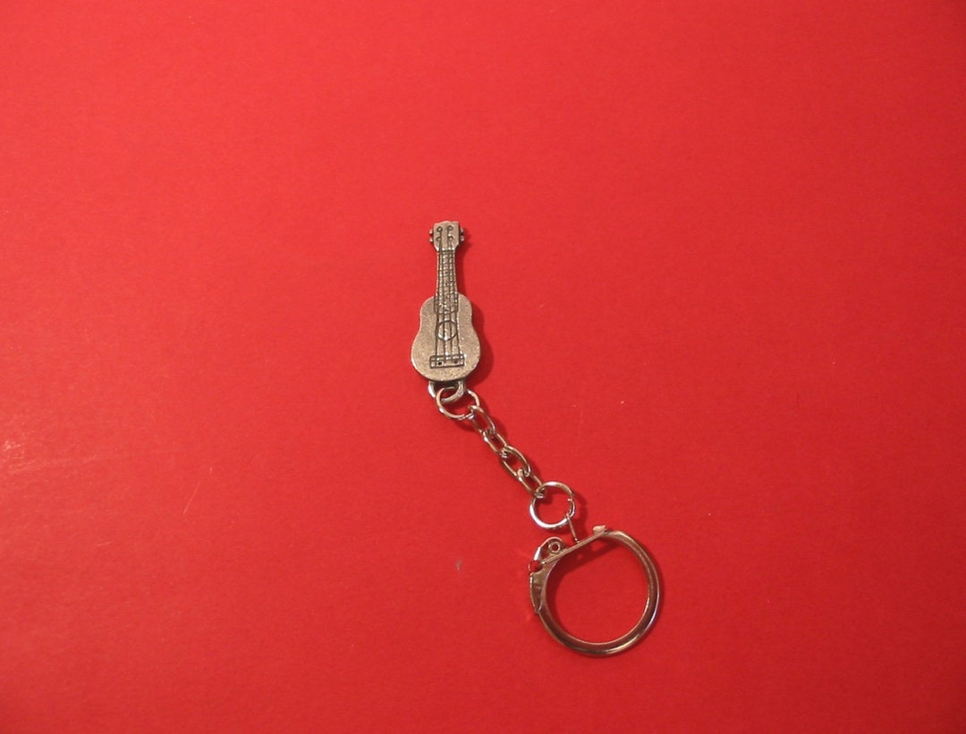 Ukulele Pewter Keyring - Ukulele Keychain - Ukulele Gift - Ukulele ...