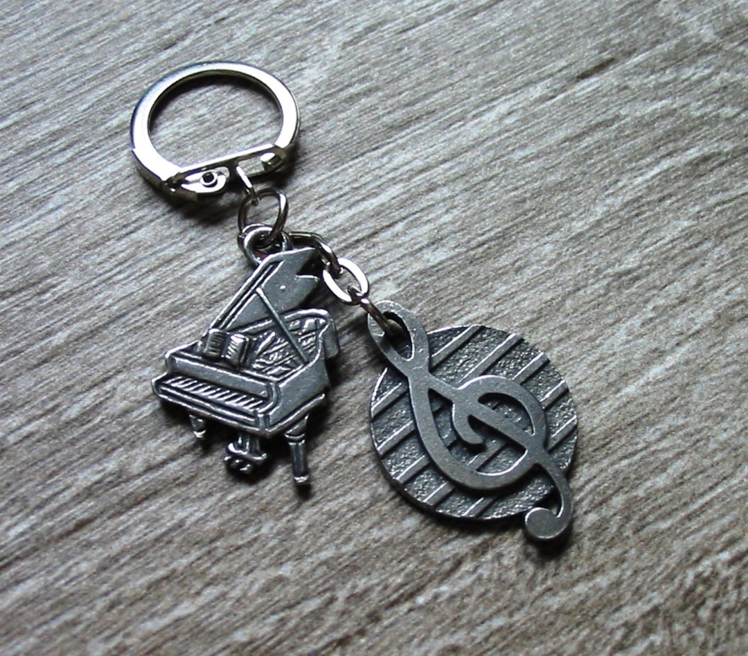 Piano & Treble Clef Pewter Combo Keyring - Music Themed Keychain ...
