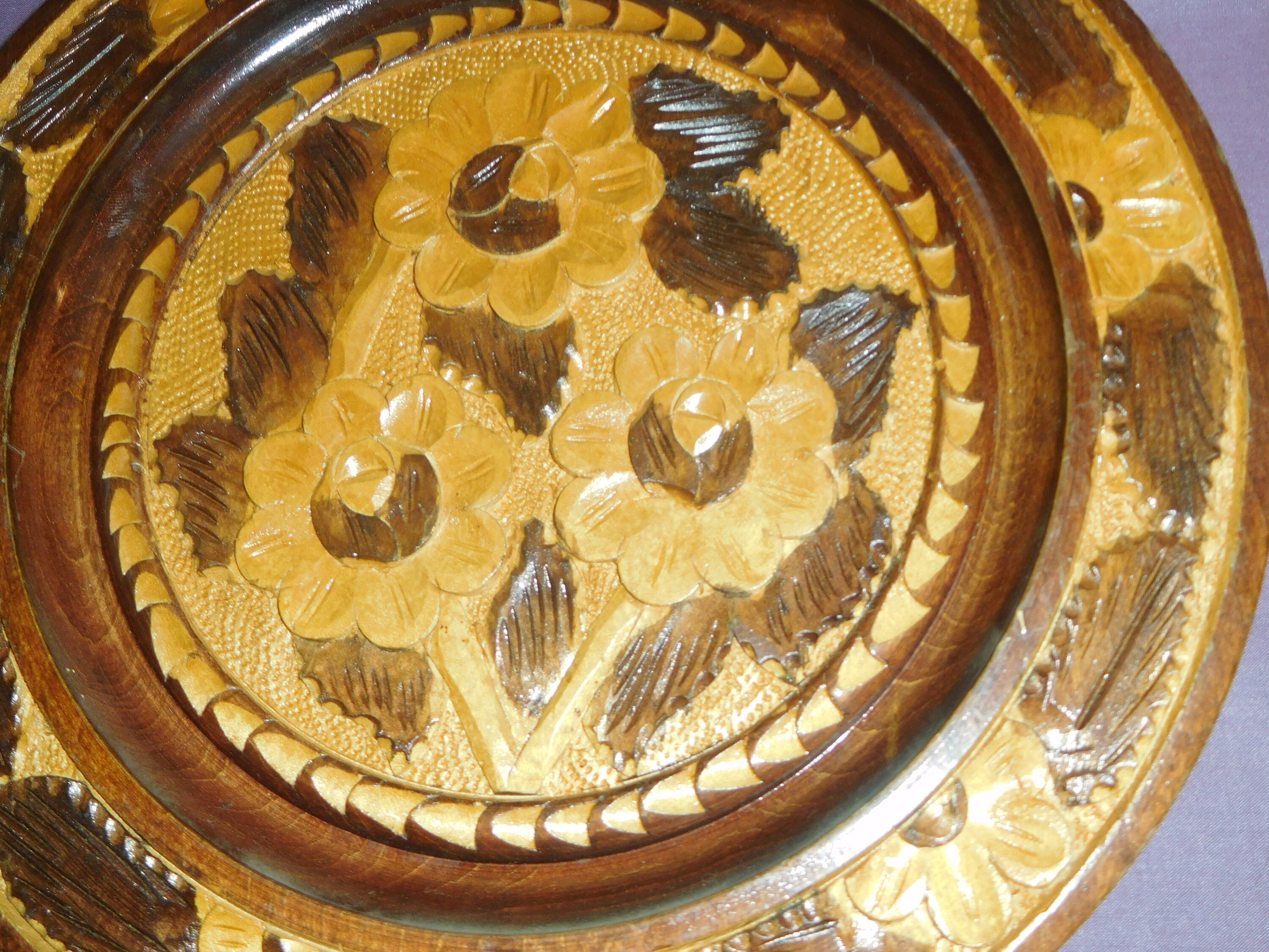 Hand Carved Wooden Plate/vintage Round Plate/1960s/floral - Etsy UK