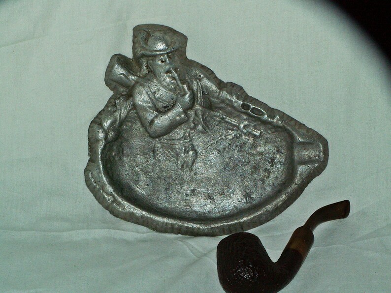 Cast Iron Ashtray/gamekeeper/collectible Ashtray1950s - Etsy