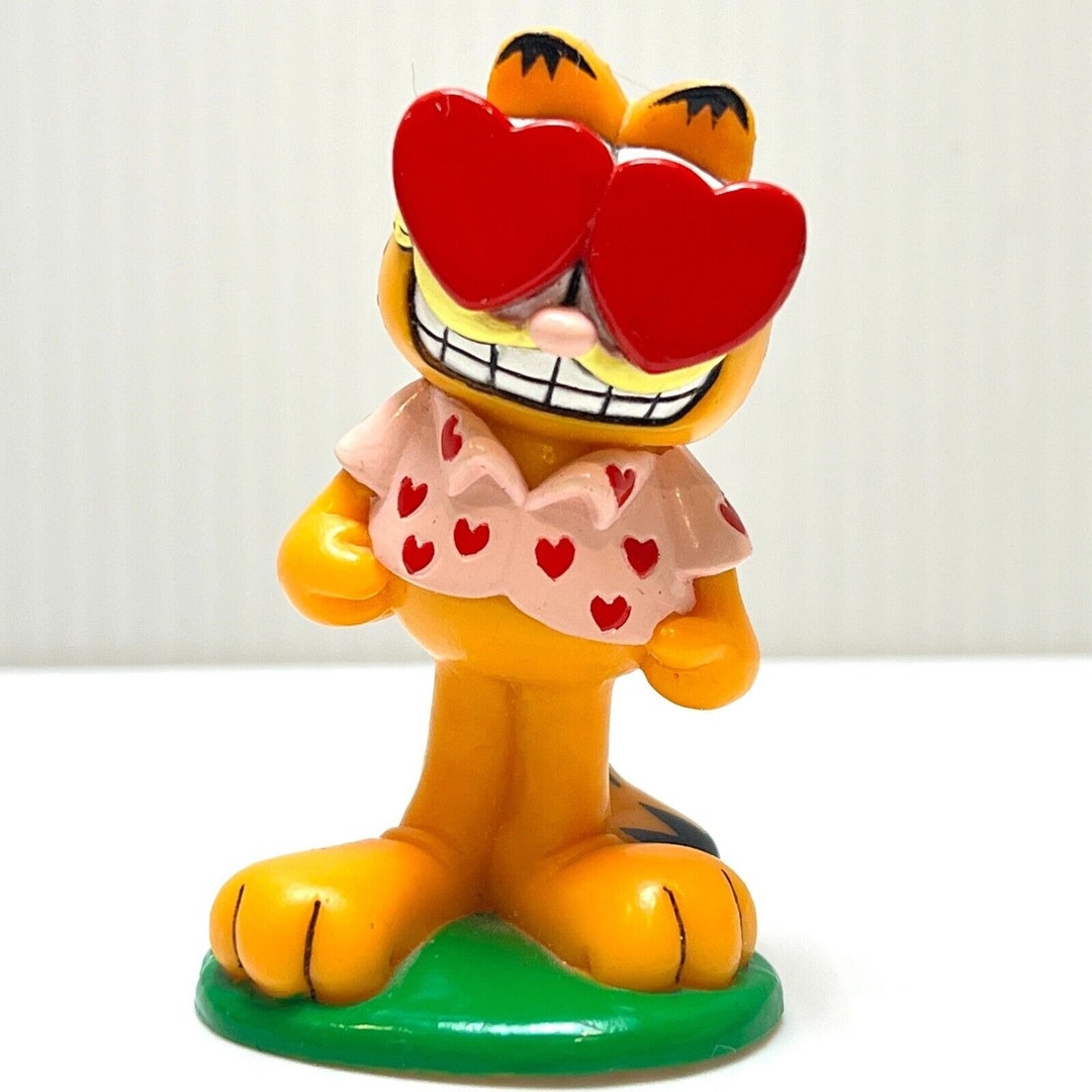 Garfield Valentine's Day Figure Sweet PAWS Heart Glasses Shirt PVC - Etsy