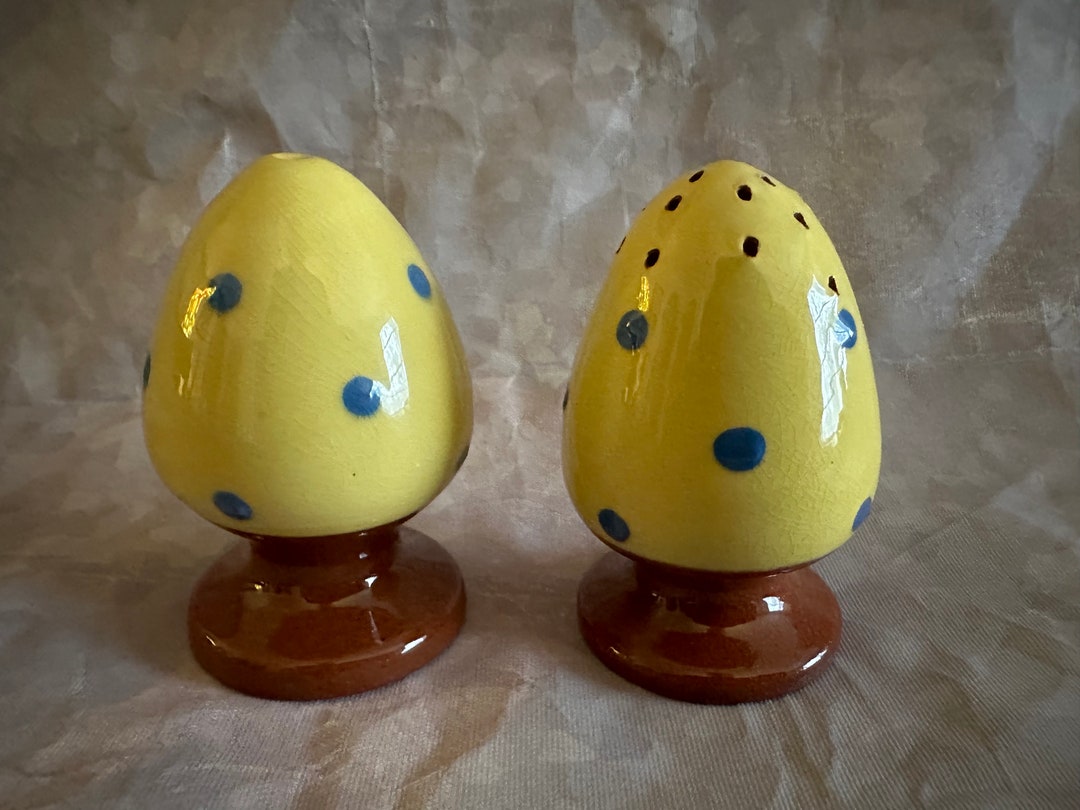 Torquay Salt & Peppers~blue Dot on Yellow~ Red Clay Devonware West ...