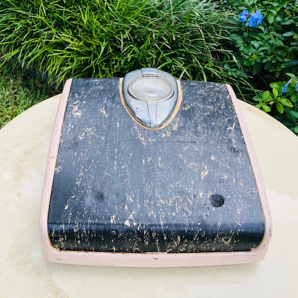 Vintage Bathroom Scale - Etsy