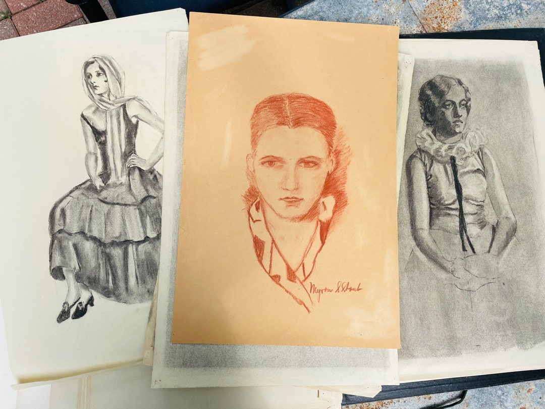 Vintage Art Portfolio With Artwork - Collection of Art - Student ...
