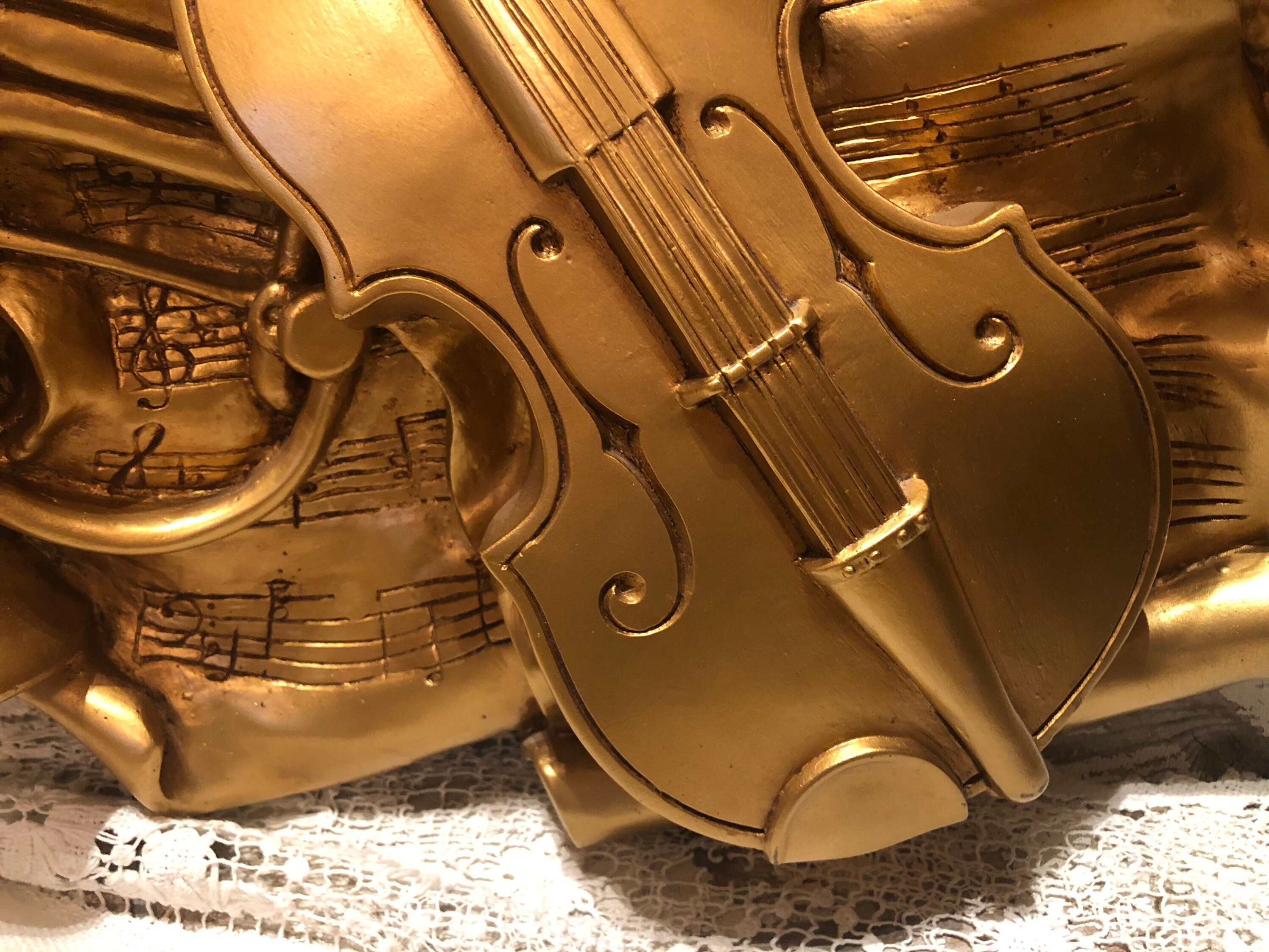 Universal Statuary Musical Wall Plaque 1973 | Etsy