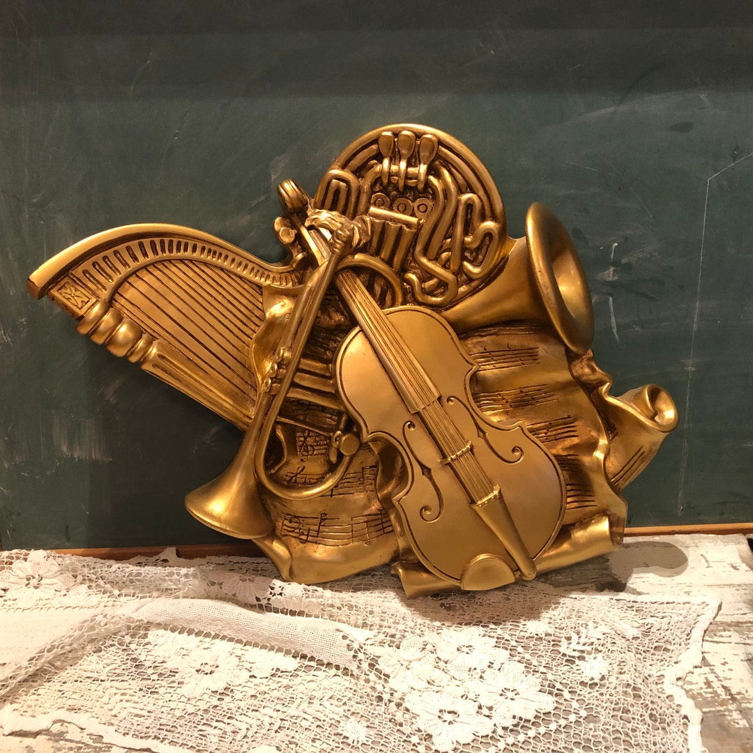 Universal Statuary Musical Wall Plaque 1973 - Etsy