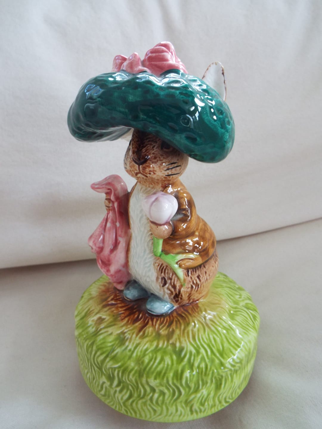 Beatrix Potter Rotating Music Box Benjamin Bunny Rabbit Figurine Schmid ...