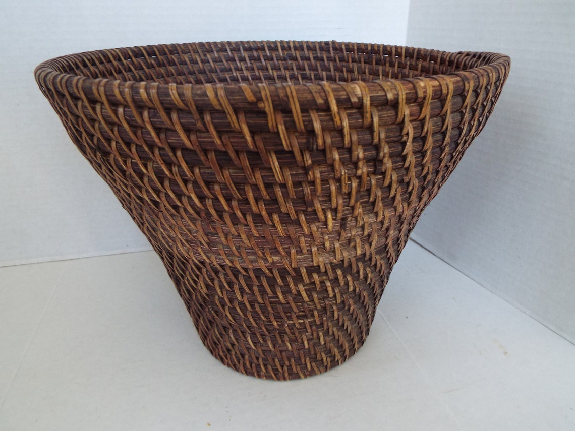 8.5" Rattan Lombok Indonesian MC Basket Bali Basket Tribal Basket Boho ...