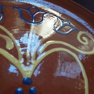 9 Redware Slipware Hand Crafted Plate Tulips Heart Pennsylvania Dutch ...
