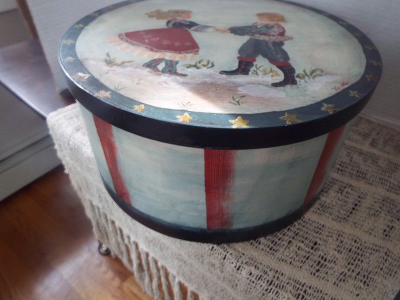 Large 12" Folk Art Dancers Bent Wood Box Cloth Lined Box Hand Painted ...