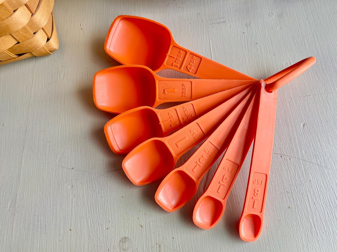 Vintage Tupperware Measuring Spoons: Retro Orange Kitchen Utensils - Etsy