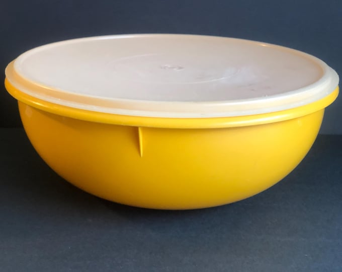 Vintage Tupperware Large Lidded Mixing Bowl, Fix N Mix, Yellow Orange ...