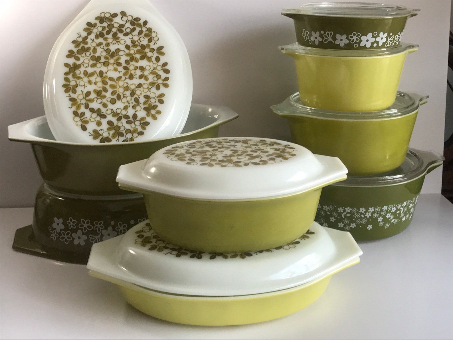 Complete Your Set Vintage Pyrex USA Spring Blossom Verde - Etsy