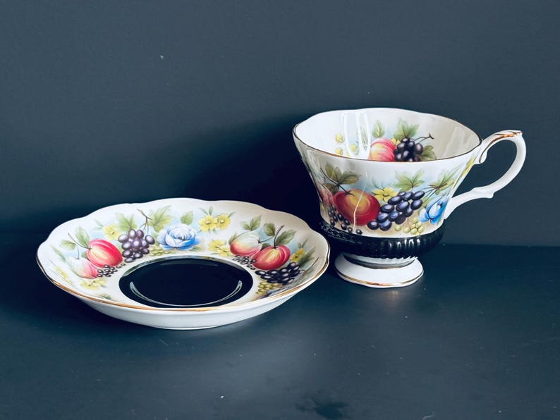 Royal Albert Kent Teacup Saucer – Country Fayre Fruit Bone China Tea ...