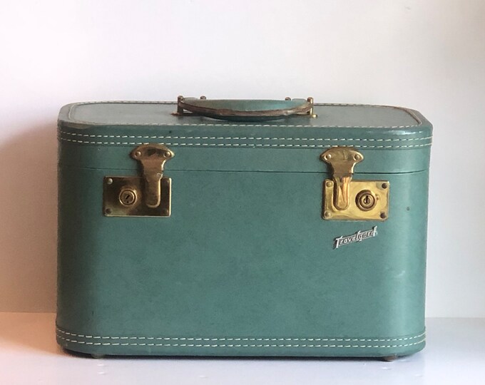 Vintage , Retro Luggage , Green & Blue Makeup Case Train Case, Retro ...