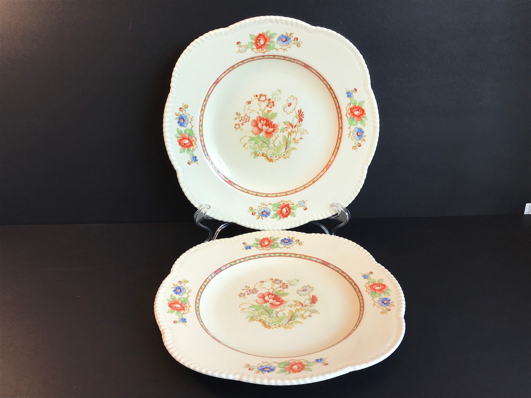 Vintage Woods Ivory Ware Dinner Plates, Floral Set of 2, Made in ...