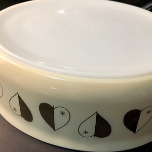 Vintage Pyrex Golden Hearts Casserole Dish With Lid & Candle Warmer ...