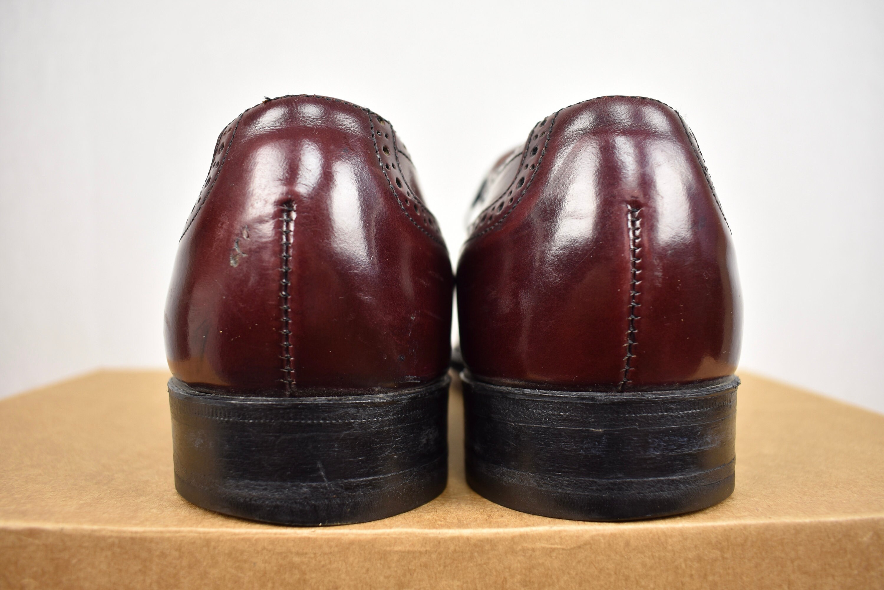 Bostonian Burgundy Wingtip Balmoral W/ Brogue Styling Size: 9D - Etsy