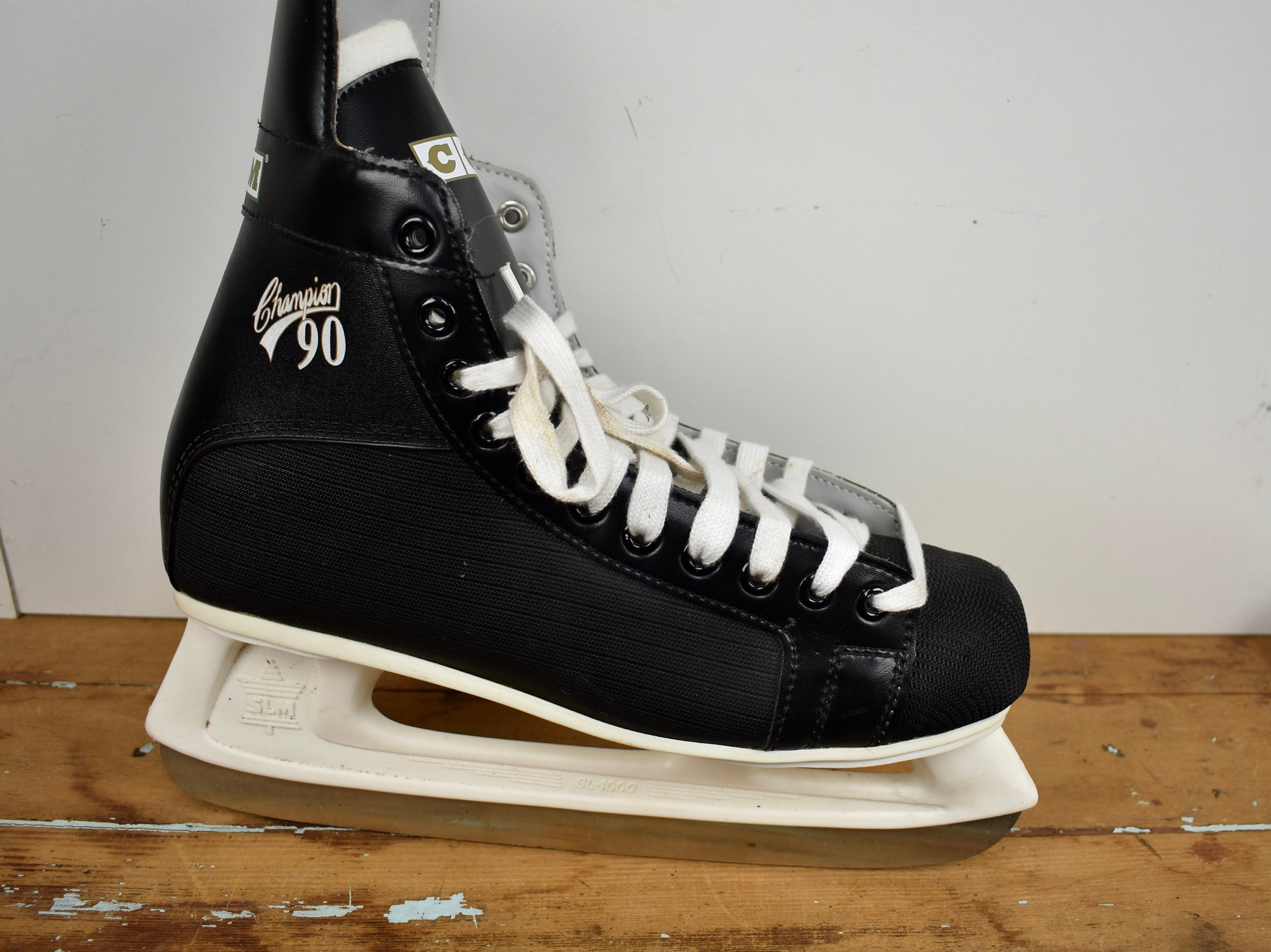 Ccm ice skates store