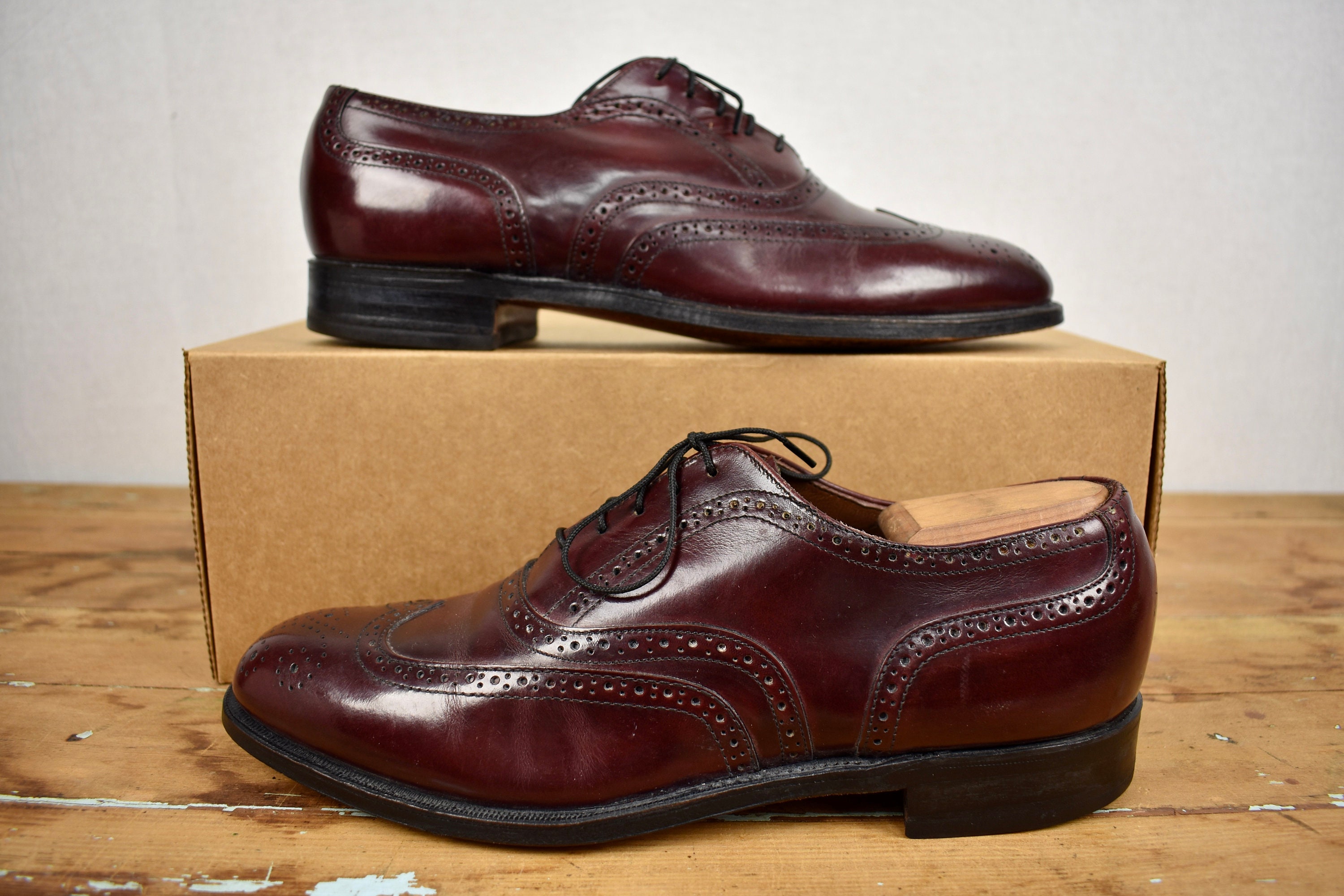 Bostonian Burgundy Wingtip Balmoral W/ Brogue Styling Size: 9D - Etsy