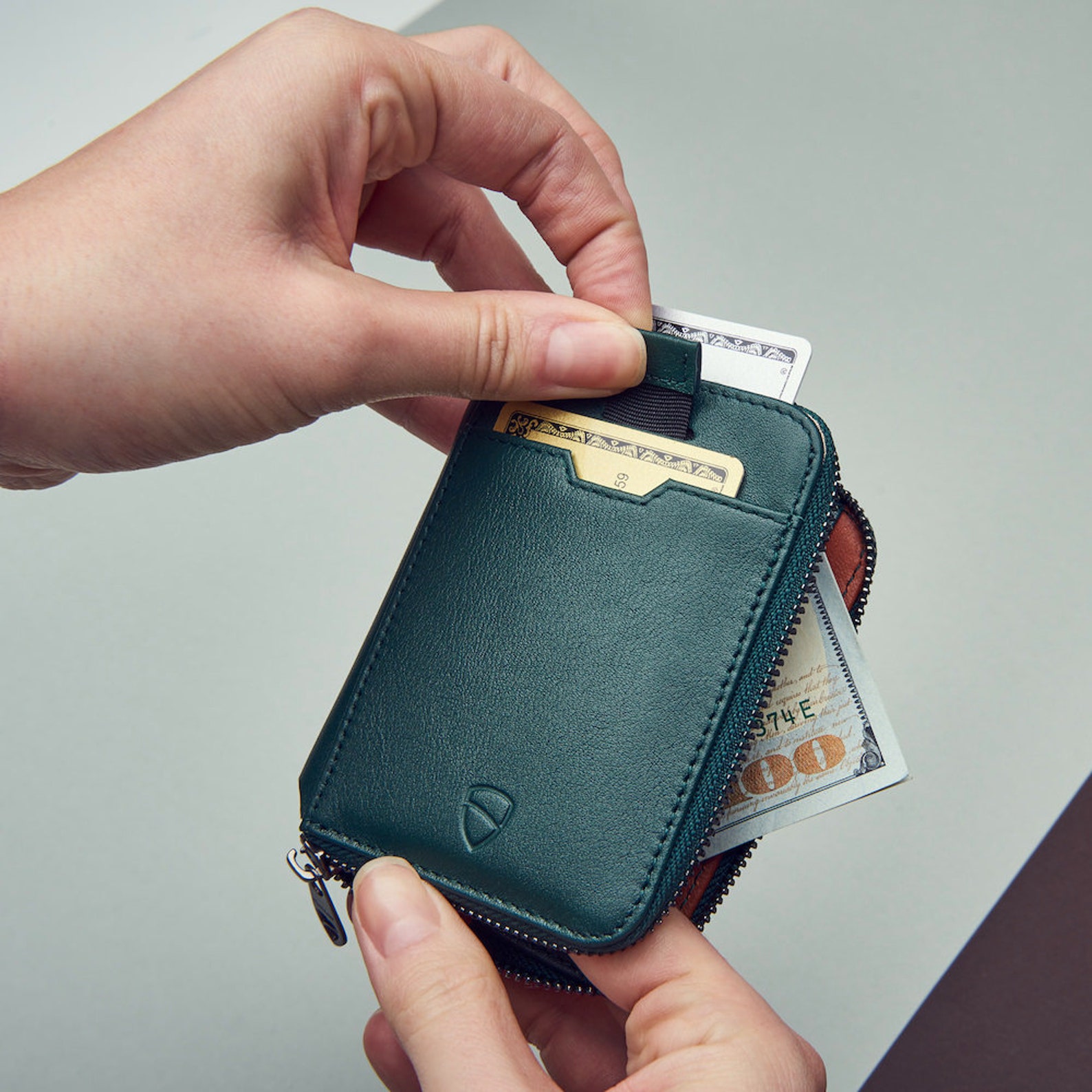 Minimalist Leather Zipper Wallet. Slim Multi Card Holder With RFID ...