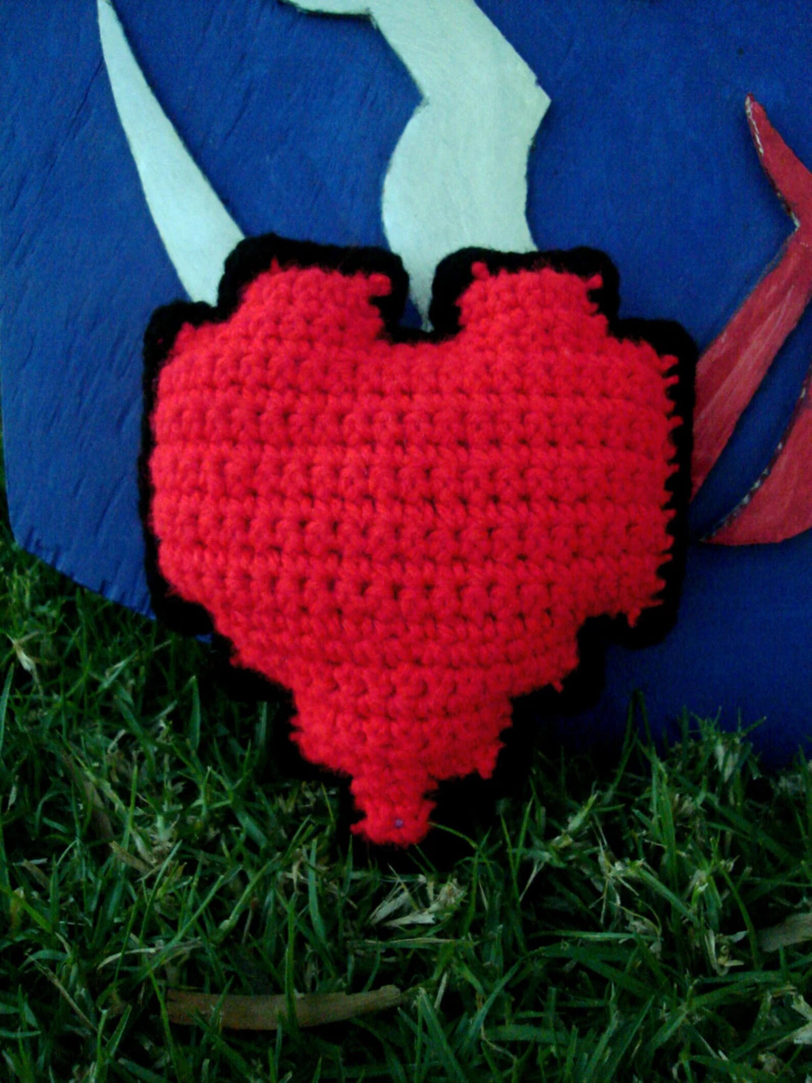 8-bit Crocheted Red Heart Piece / Legend of Zelda Inspired / - Etsy