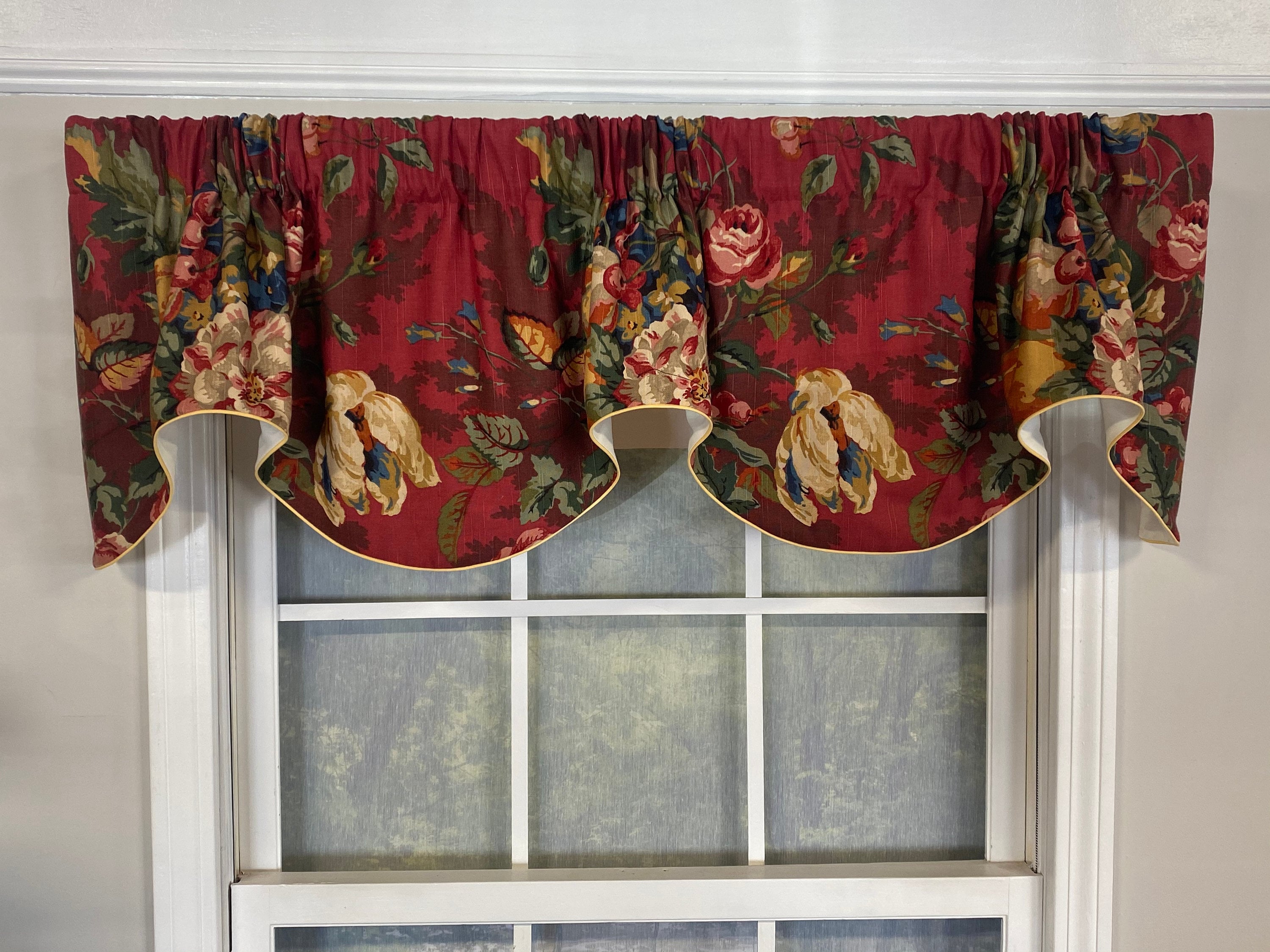 Queensland Shaped Valance - Etsy