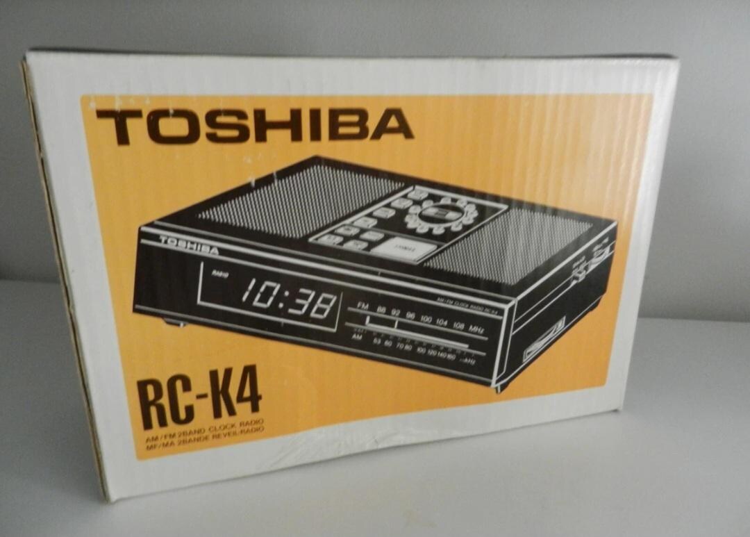 Vintage Toshiba Clock Radio - Etsy
