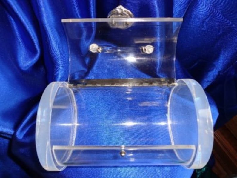 Vintage WILARDY Unique Round Clear Lucite Purse With Thick Lucite Sides ...