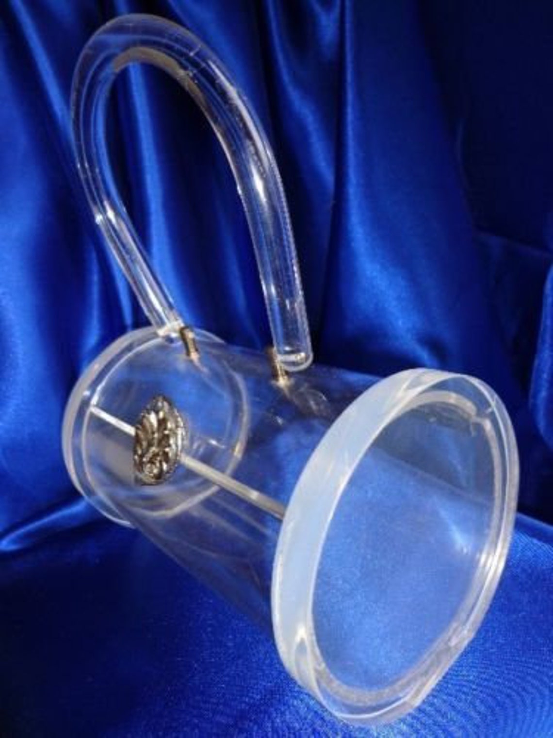 Vintage WILARDY Unique Round Clear Lucite Purse With Thick Lucite Sides ...