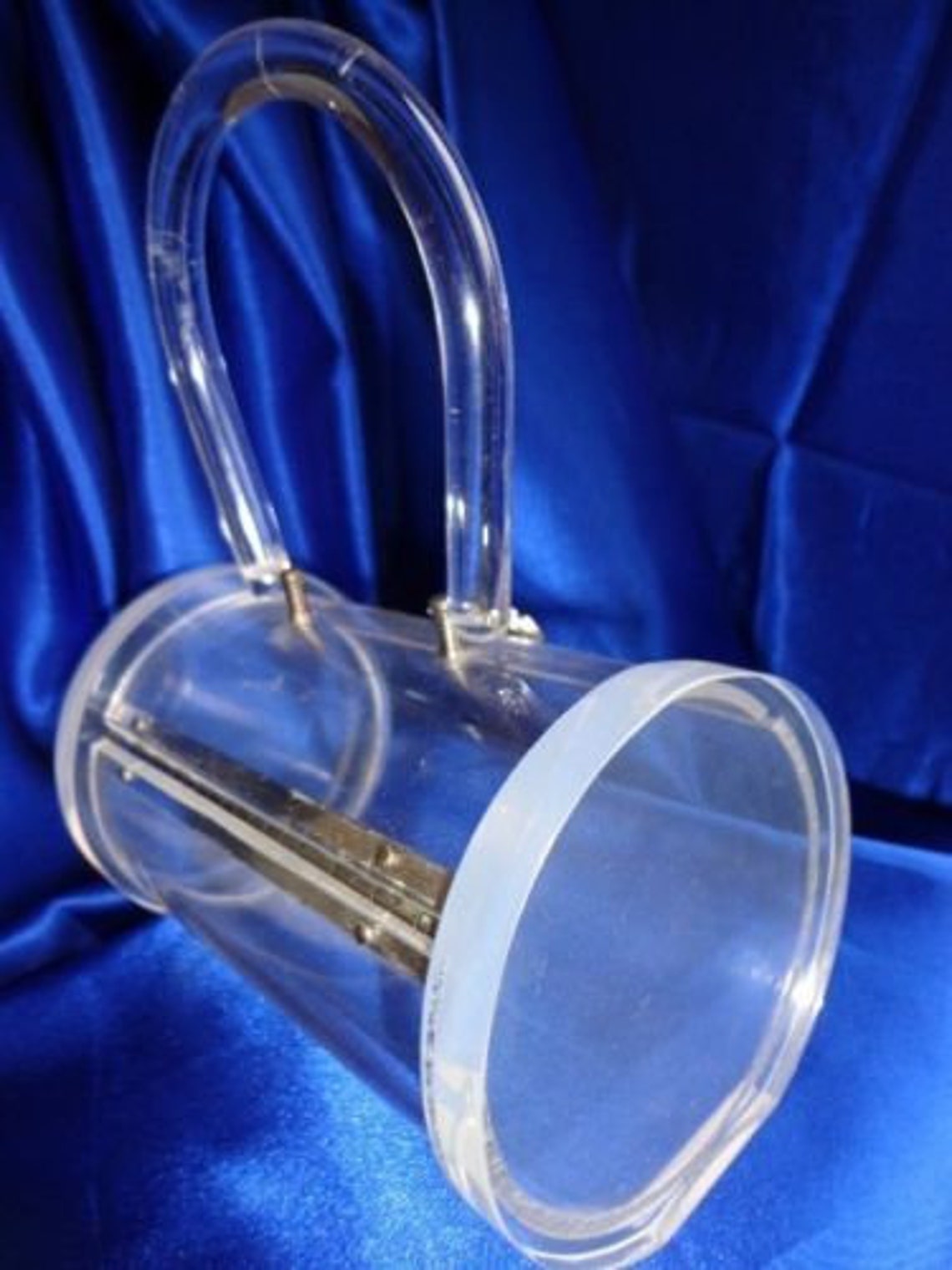 Vintage WILARDY Unique Round Clear Lucite Purse With Thick Lucite Sides ...