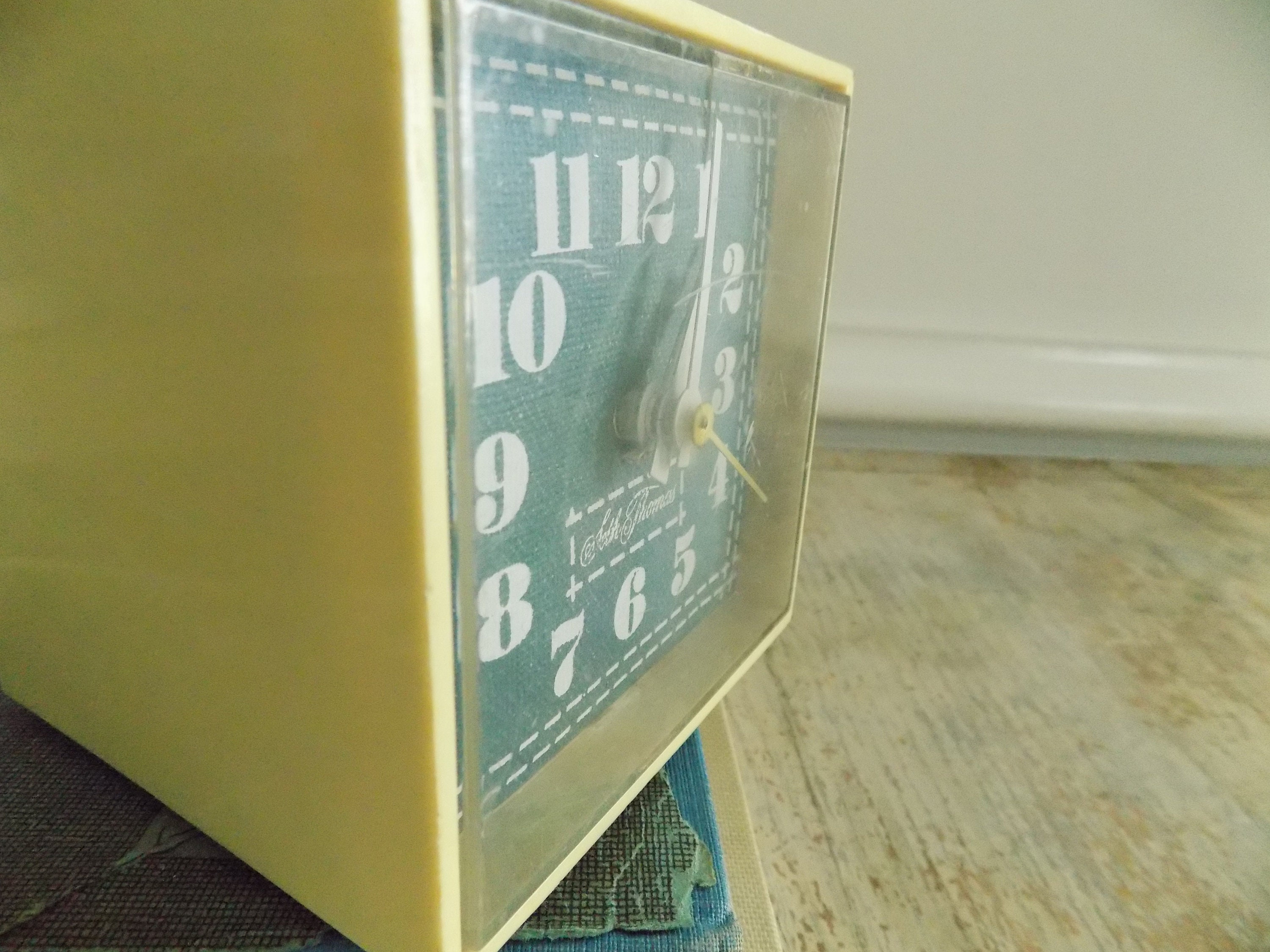 Vintage Seth Thomas Denim Face Analog Clock Mod Cube Clock Large Number ...