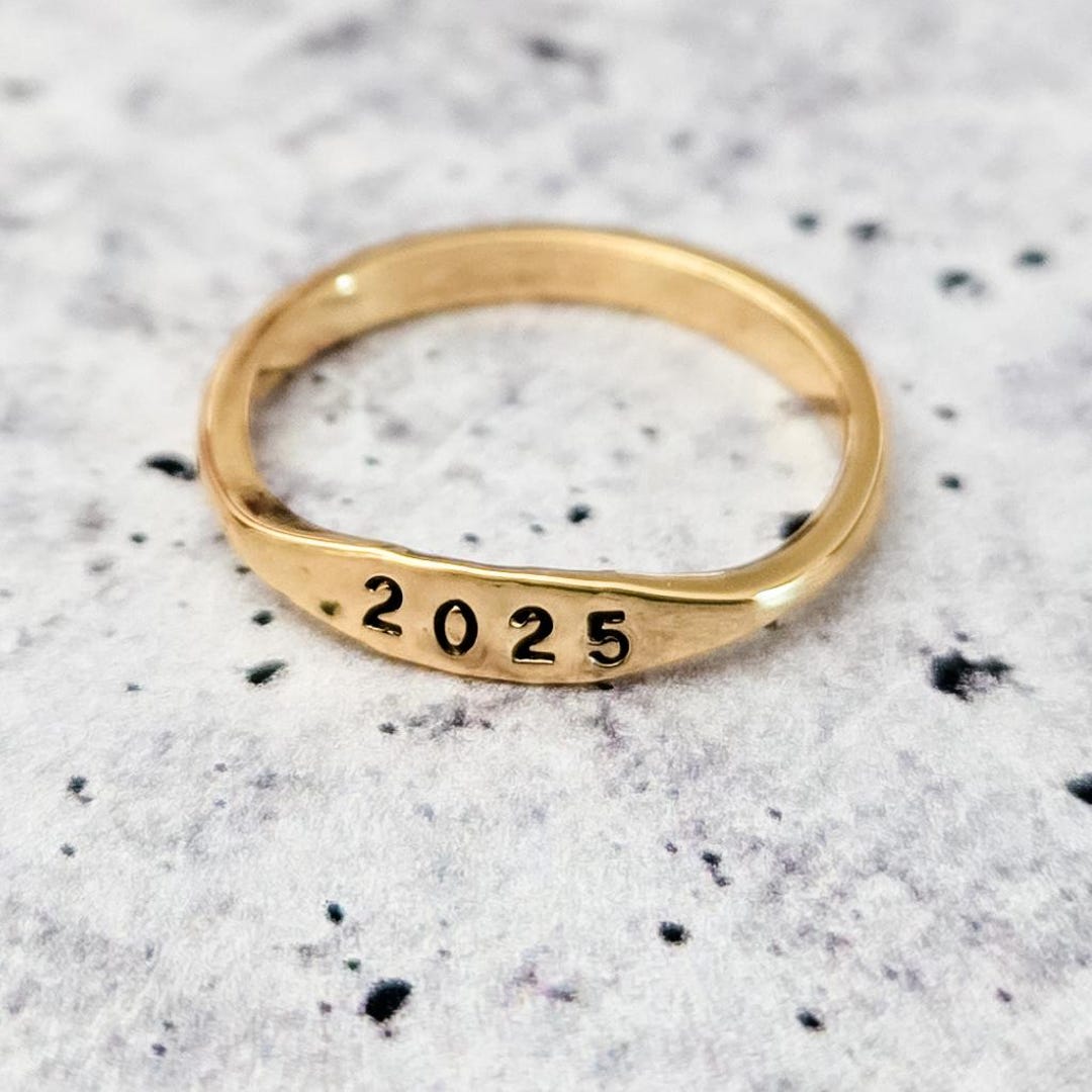Class of 2026 Gold Ring - Dainty Class Ring 2026 - High School ...